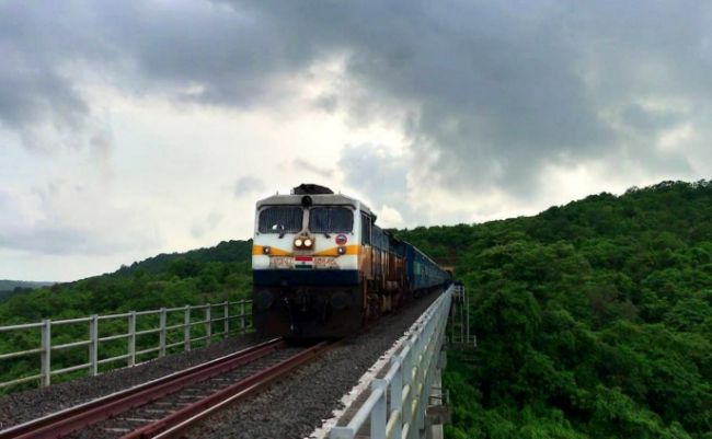Unexplored Tourist Places in Maharashtra : Ratnagiri's Panval Viaduct ...