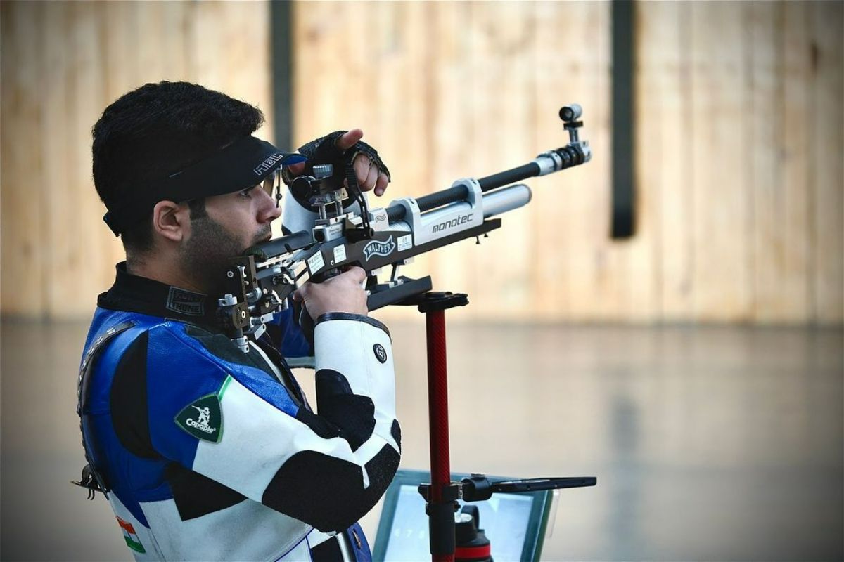 Shooting World Cup: Arjun Babuta Strikes Gold In 10m Air Rifle Final ...