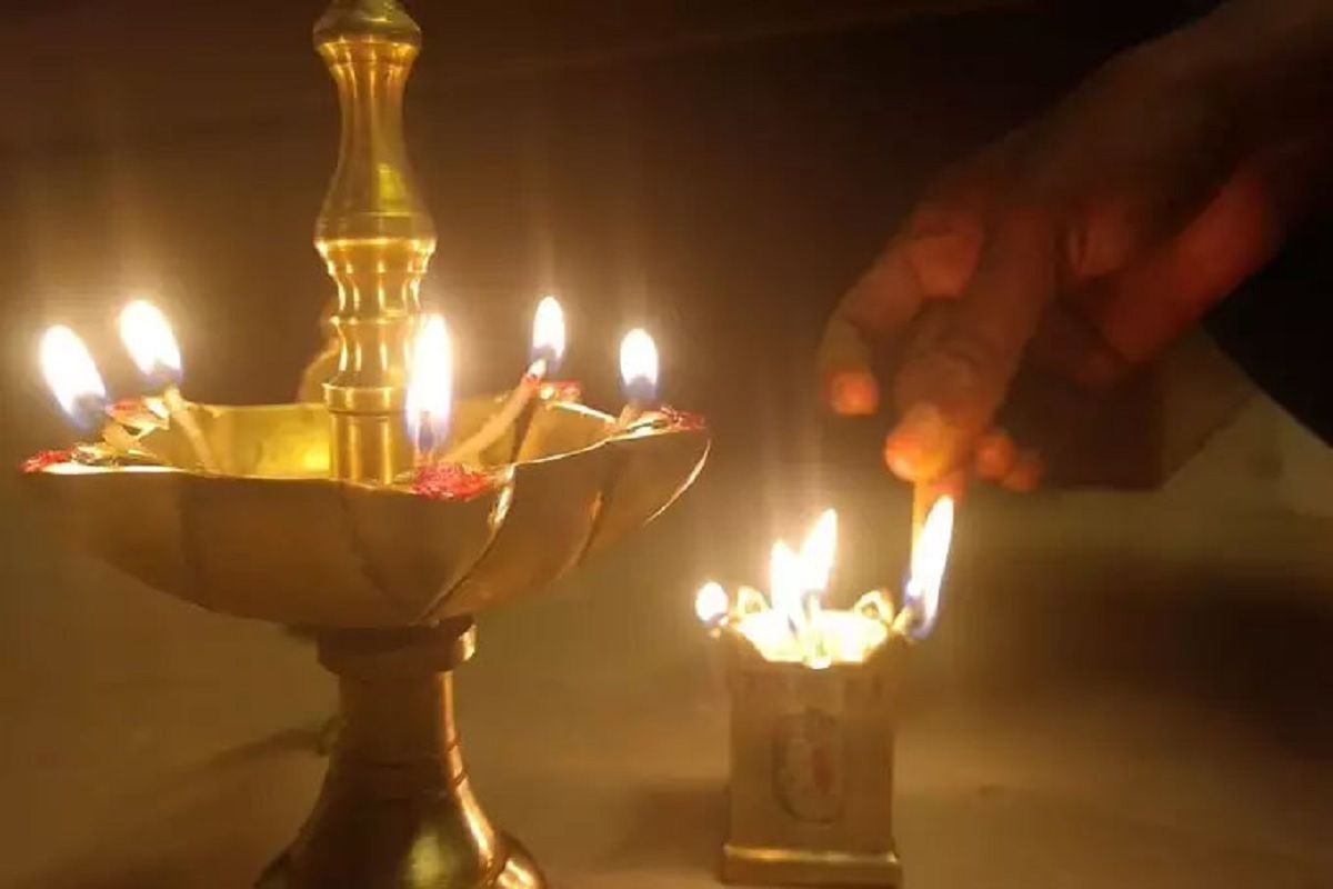 Deep Amavasya: दीप अमावस्येला जुळून आला आहे राजयोग, विशेष उपाय केल्याने ...
