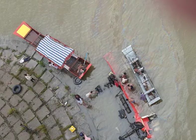 Maharashtra Bus Accident in MP: Bus was Over 10 yrs Old, Fitness ...