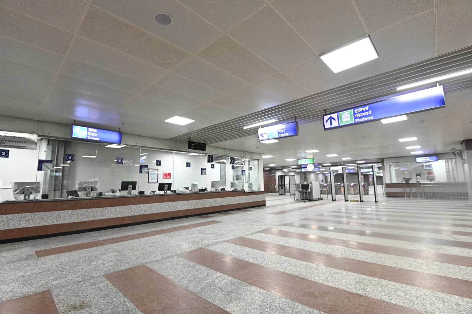 Aspiration to Reality A Look at Sealdah Metro Station Swanky Pictures ...