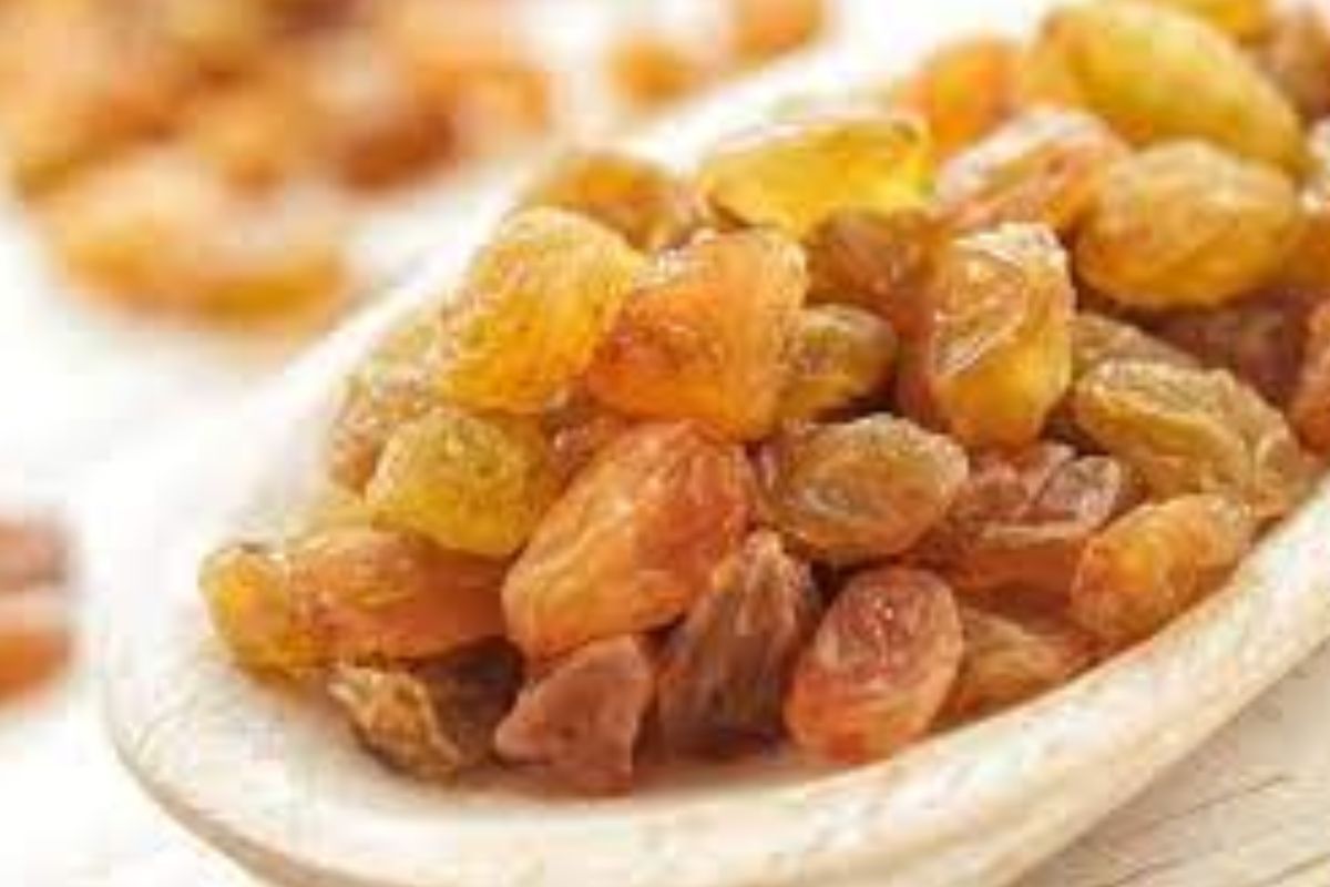 विवाहित पुरुषांनी मनुके खाण्याचे फायदे - Vivahit Purushanni Manuke ...