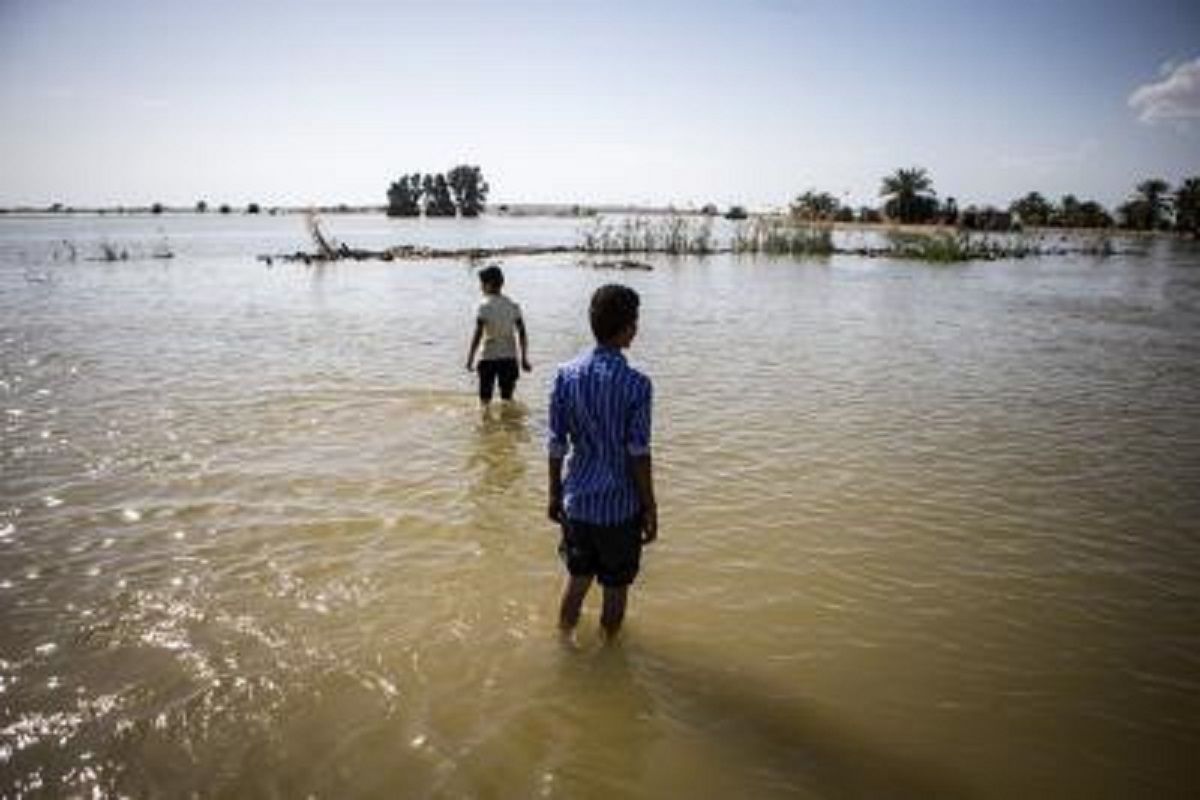21 Dead 3 Missing as Heavy Rains Tigger Flash Flood in Irans Fars Province