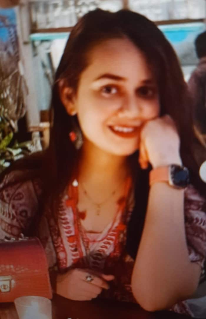 IAS Topper Tina Dabi Takes Charge as Jaisalmer District Collector And ...