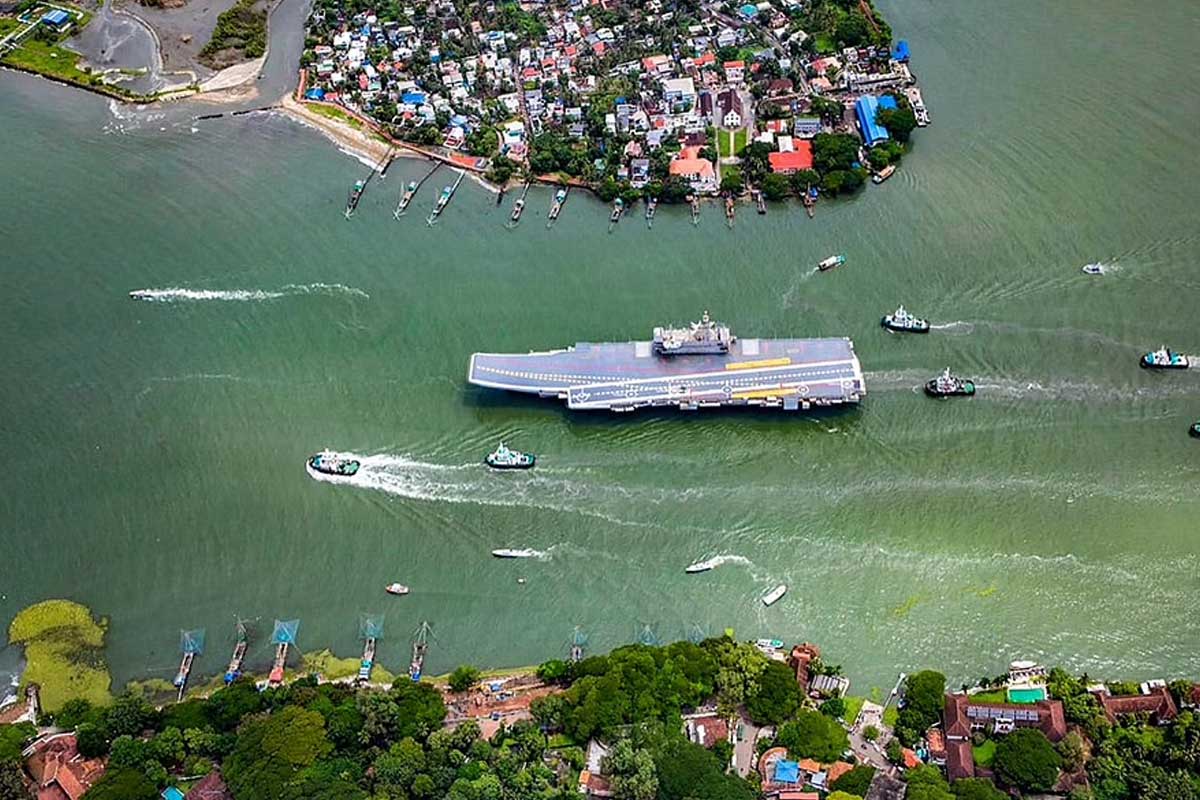 INS Vikrant की ये तस्वीरें आपका सीना गर्व से चौड़ा कर देंगी, जानिए भारत ...