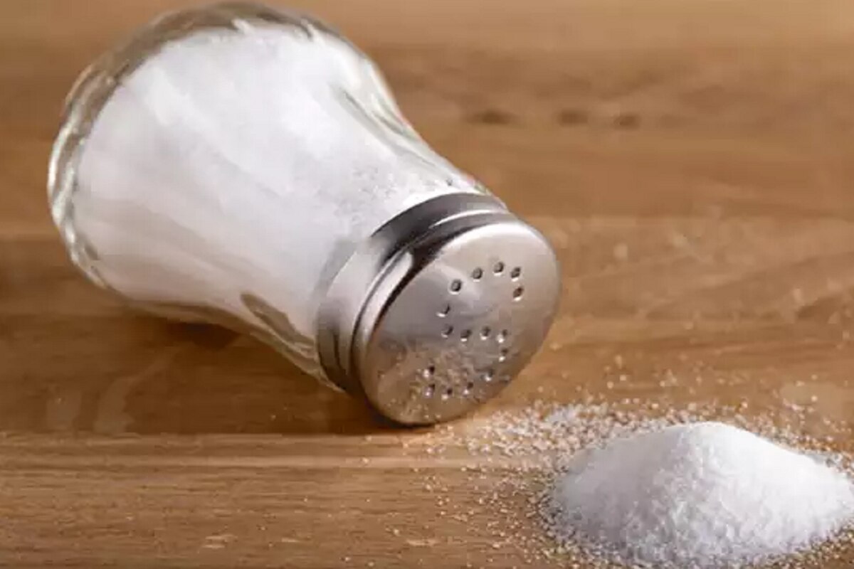 Inauspicious Signs: या वस्तू हातातून पडणे मानले जाते अशुभ, जाणून घ्या ...