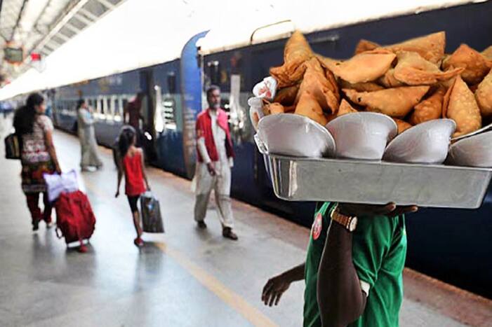 IRCTC Latest Update: Indian Railways Rolls Out WhatsApp Food Delivery ...