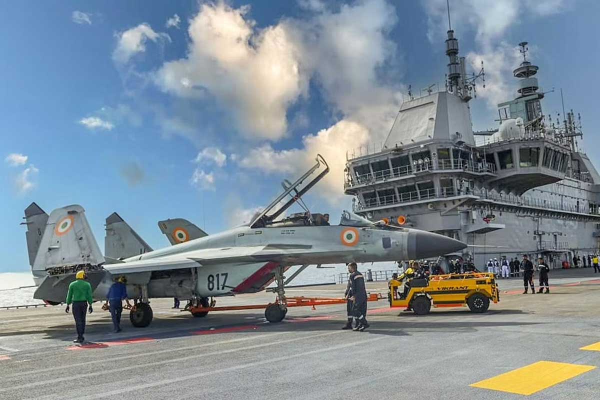 INS Vikrant की ये तस्वीरें आपका सीना गर्व से चौड़ा कर देंगी, जानिए भारत ...