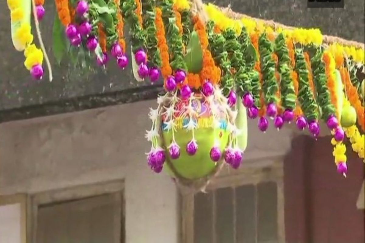 Maharashtra CM Eknath Shinde Officially Declares Dahi Handi As A Sport ... Maharashtra CM Eknath Shinde Officially Declares Dahi Handi As A Sport ...