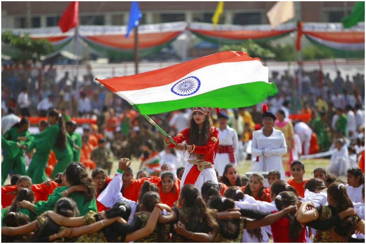 Indian Flag Code, Rules and Guidelines: तिरंगा फहराने से पहले जान लें ...