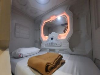 Sleepzo Pod Rooms: Catch Up On Sleep While Travelling From Chennai ...