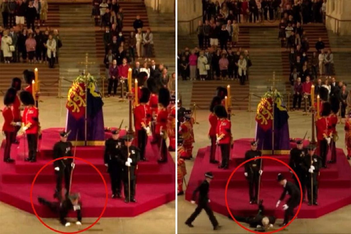 Royal Guard Watching Over Queen Elizabeth Coffin Faints, Falls On His ...