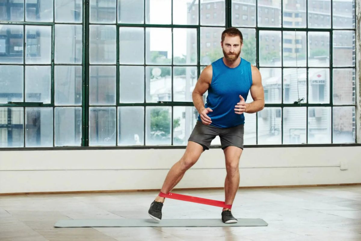 How to Burn Hip Fat: 8 Exercises to Help You Get Toned Hip Muscles