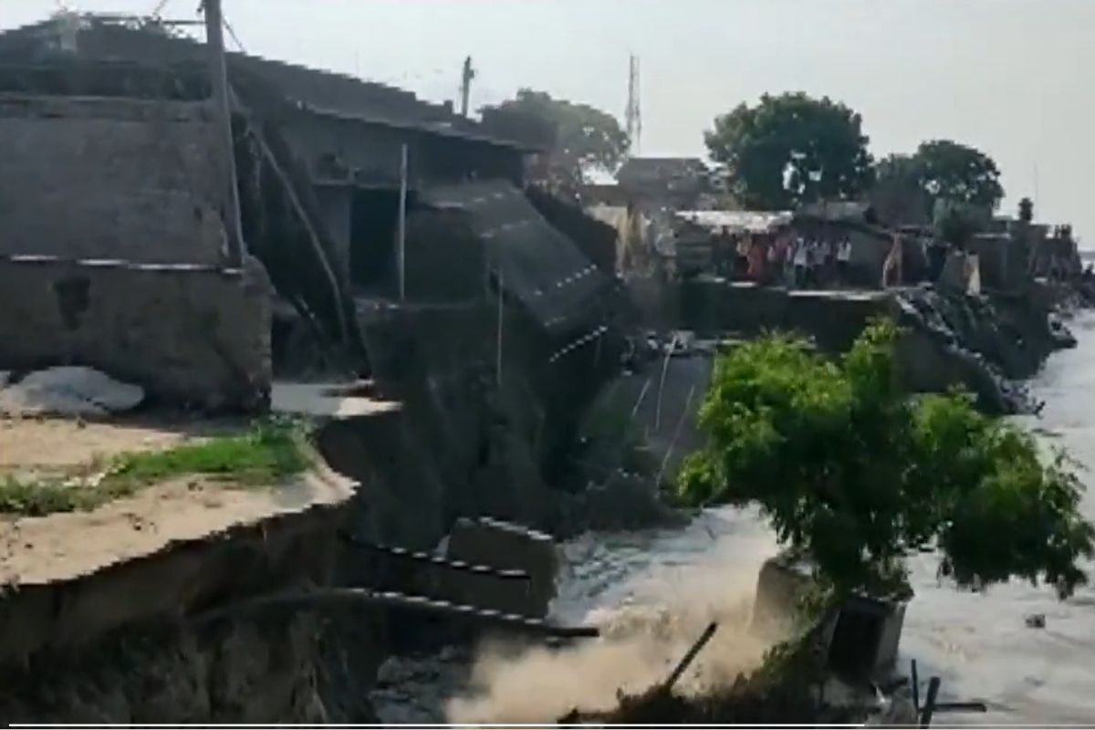 Video Villagers Houses Washed Away in Bihars Bhagalpur Due to Unabated ...