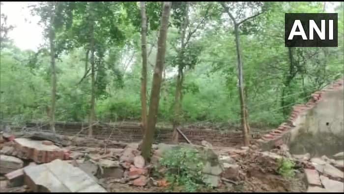 Lucknow Rains 9 Dead As Wall Of Army Enclave Collapses Schools Shut ...