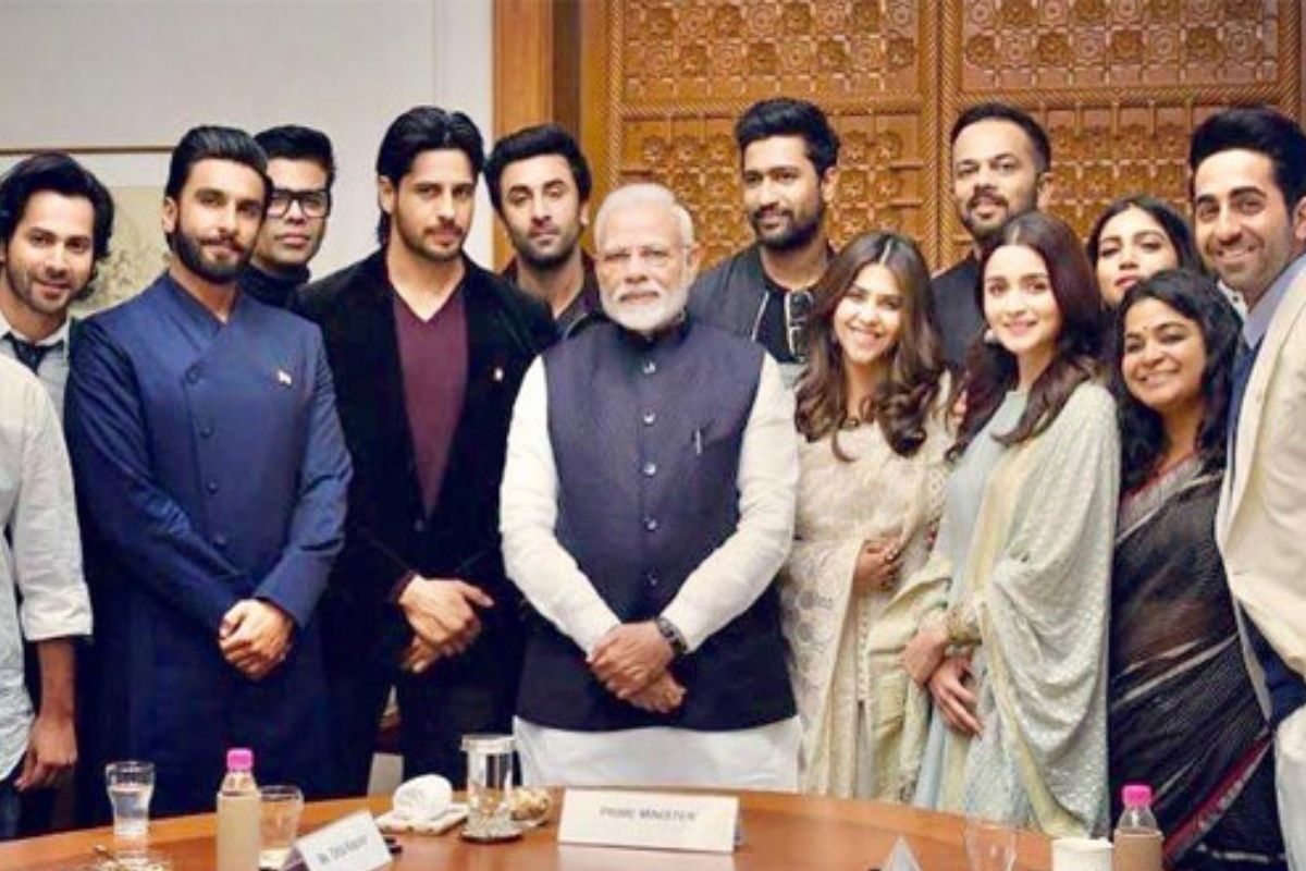 PM Modi: इन बॉलीवुड फिल्मों ने प्रधानमंत्री मोदी के मिशन को दी उड़ान ...