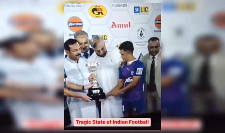 Sunil Chhetri INSULTED During Presentation After Winning Durand Cup 2022 Final; Videos Goes ...