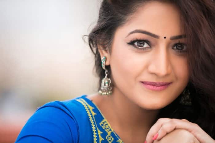 Video: वृषाली चव्हाण का नया एल्बम सॉन्ग