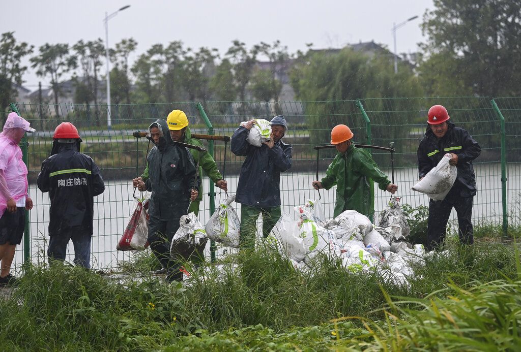 Storm Moves up East China Coast after Blowing over Shanghai