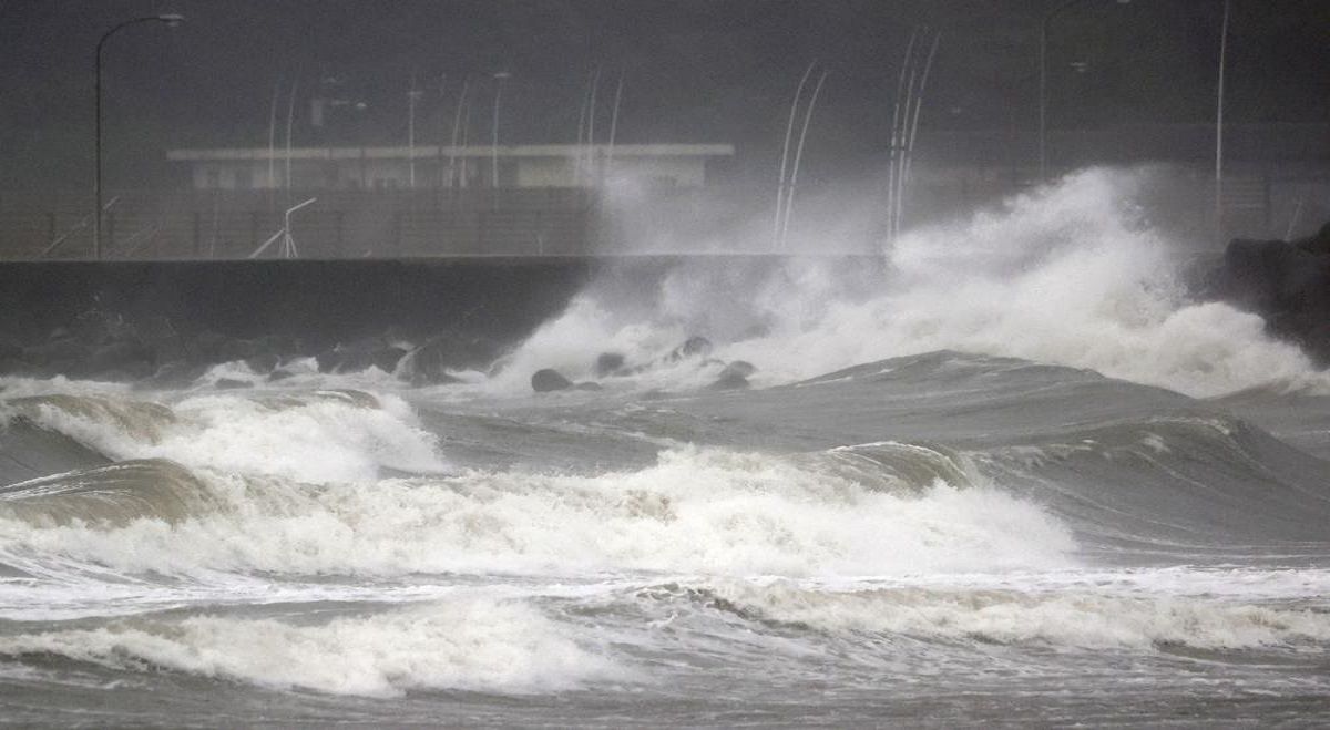 Japan Faces Worst Typhoon In Decades Special Warnings Issued Thousands ...