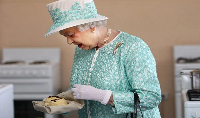 Eat Like A Queen! Elizabeth II Ate The Same Food Item For The Past 91 ...