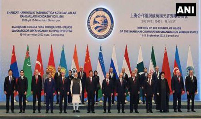 SCO Summit: हम साथ-साथ हैं...तनातनी के बाद भी 8 देश दिखे एक संग-पूरी ...