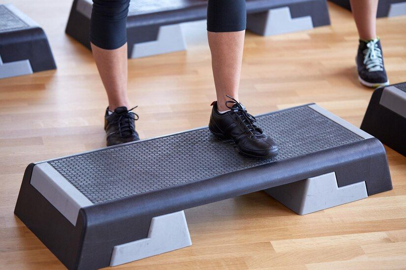 How to Burn Hip Fat: 8 Exercises to Help You Get Toned Hip Muscles