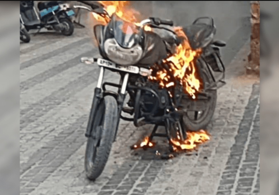 Viral Video: Hyderabad Man Sets Bike on Fire After Police Stop Him For ...
