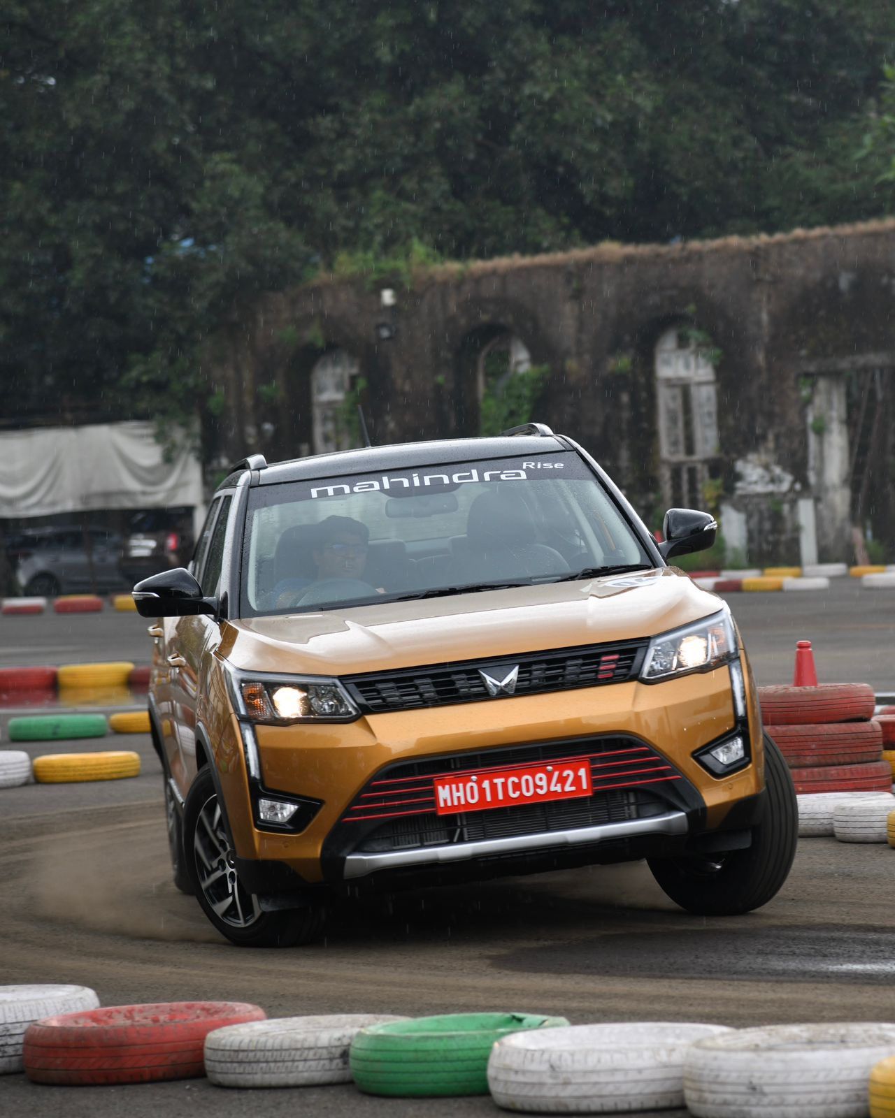 Mahindra XUV300 TurboSport Launched Most Powerful Compact SUV Till Date ...