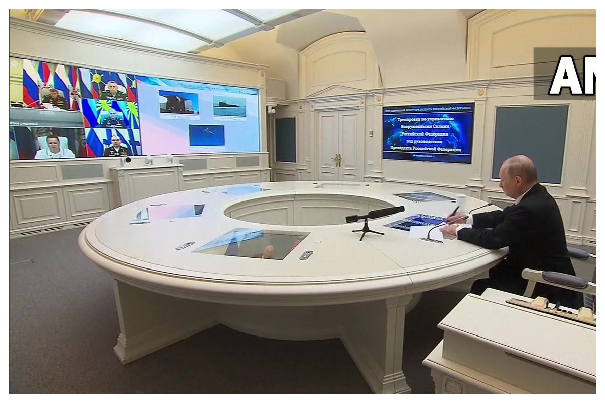 Vladimir Putin Inspects Nuclear Attack Deterrence Force, Raises ...