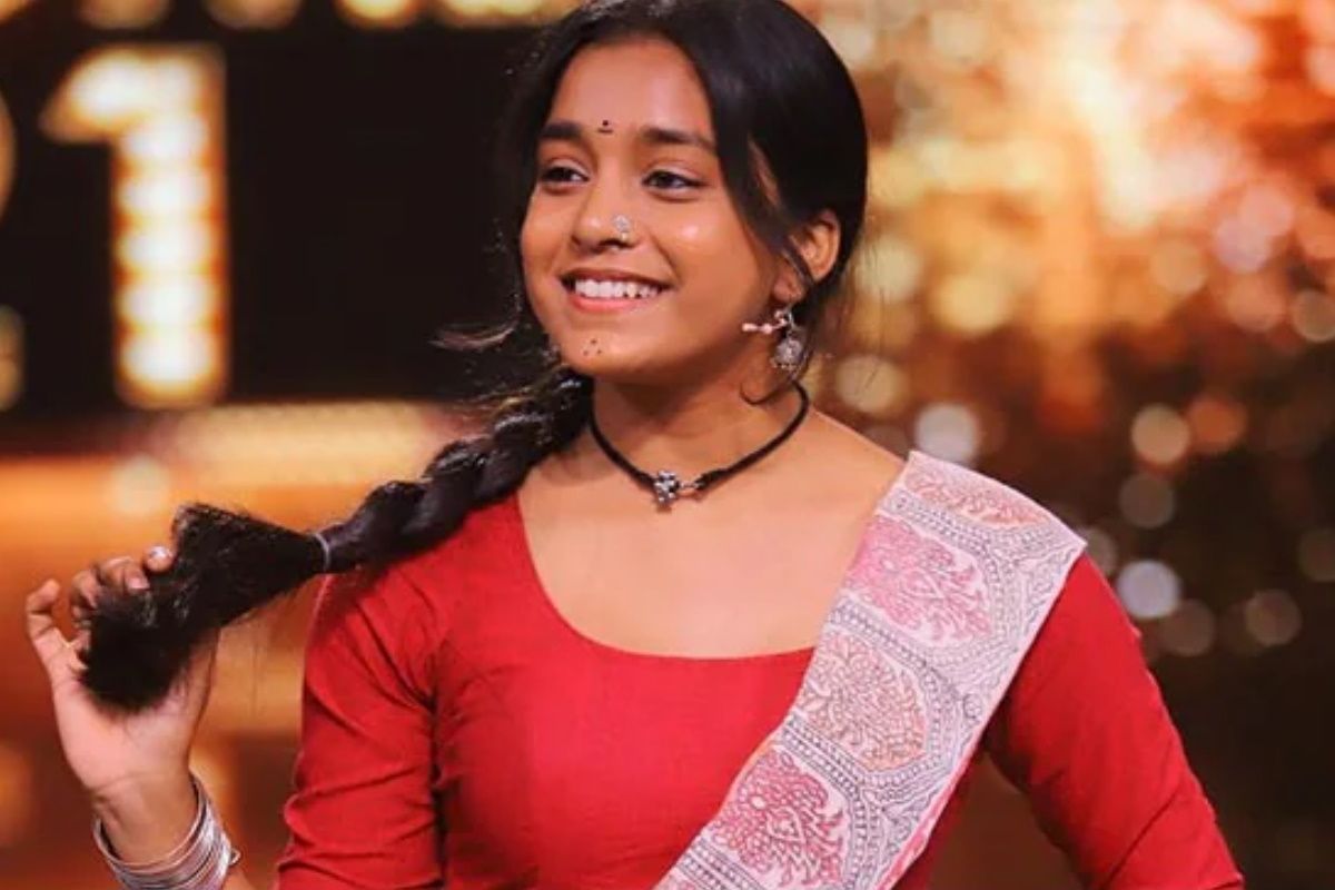 'इमली' उर्फ सुंबुल तौकीर खान रियल लाइफ में हैं काफी बोल्ड, तस्वीरें देख उड़ेंगे होश