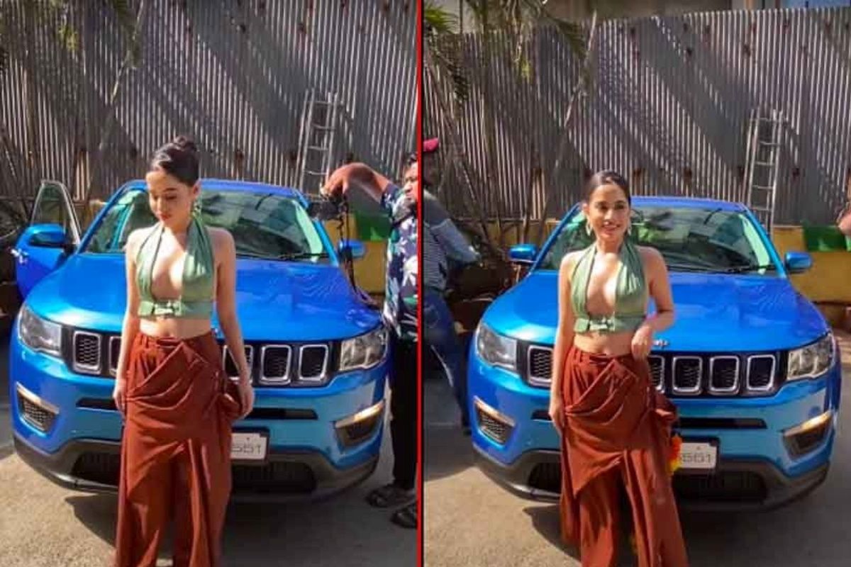 Urfi Javed जीती हैं लग्जरी लाइफ स्टाइल, सिर्फ कपड़े ही नहीं, घर-गाड़ी ...