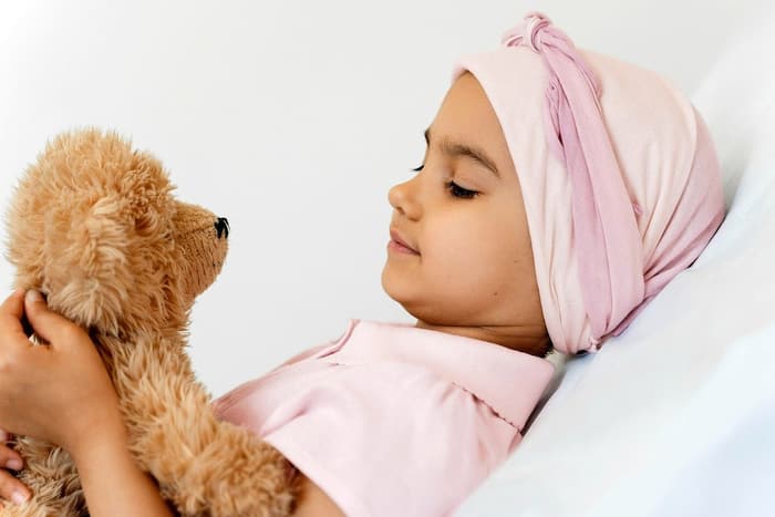 Blood Cancer in Kids: Signs, Symptoms And Risk Factors to Identify ...