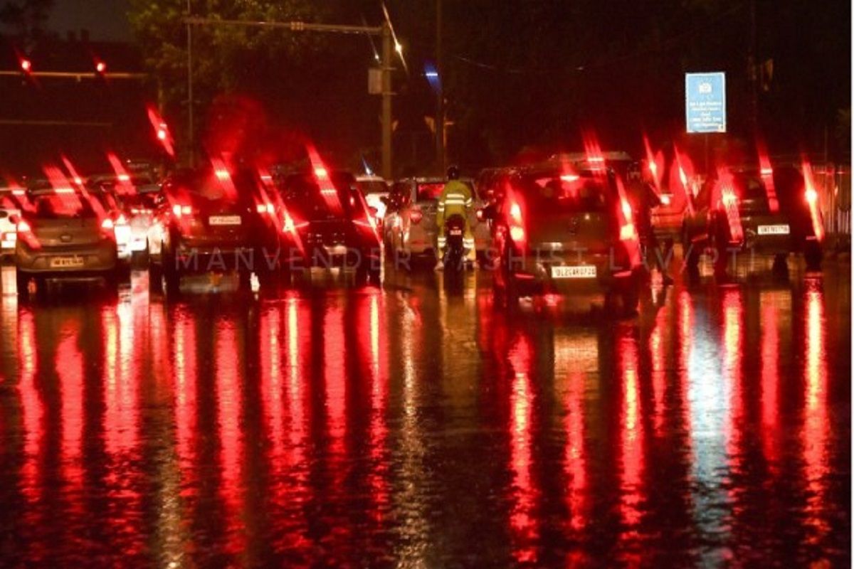 Delhi Rains Incessantly For Second Consecutive Day And This Is How ...