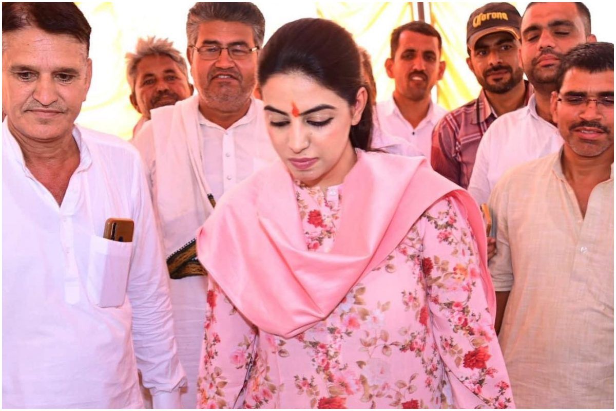 कांग्रेस की वो MLA, जो इंग्लैंड से पढ़कर लौटीं और राजनीति में छाईं,