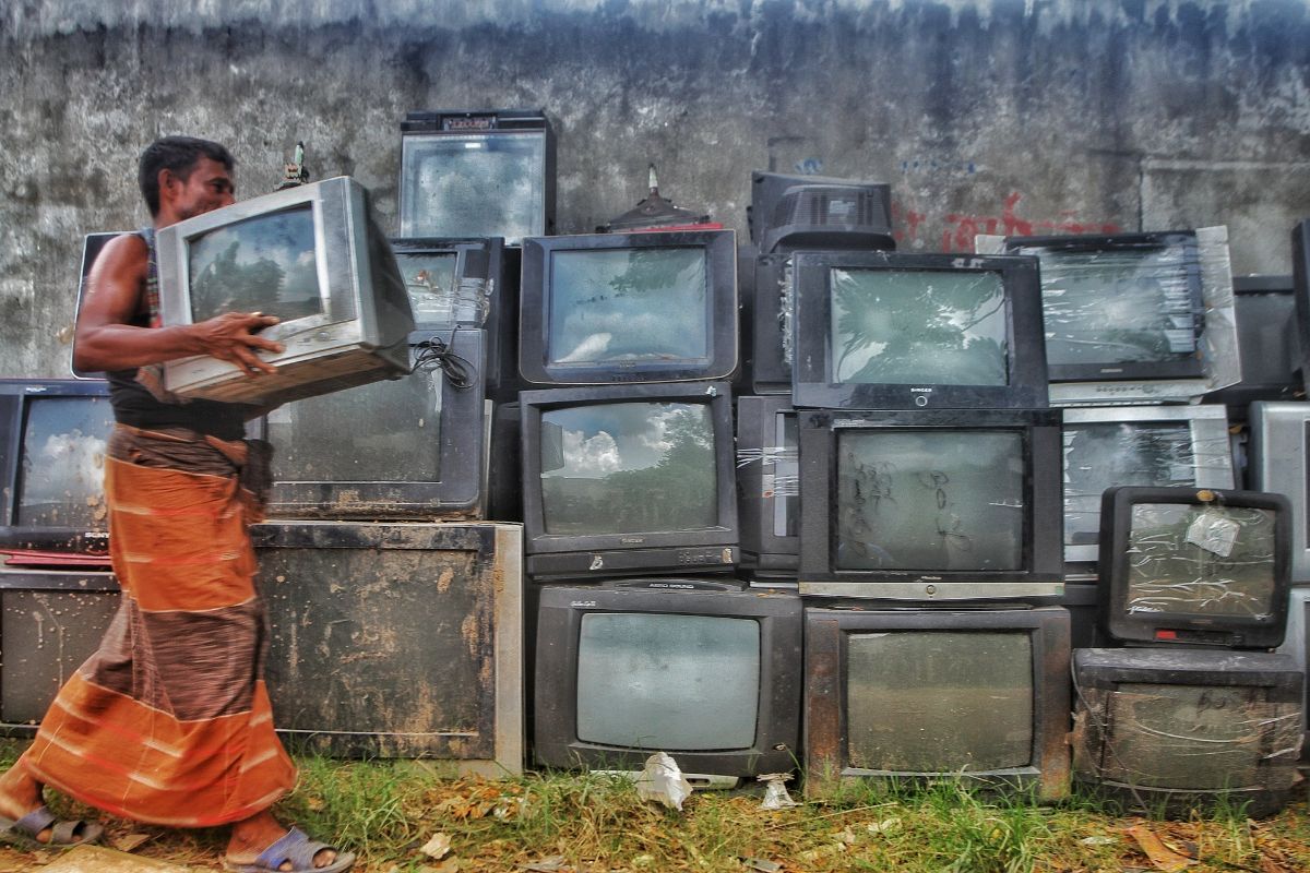 E-Waste Management: The Key To Sustainable Economy