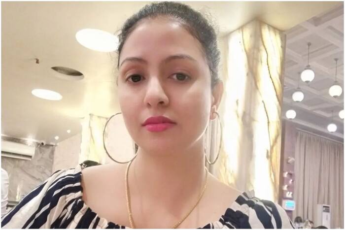 मोहम्मद शमी की पत्नी हसीन जहां फिर सुर्ख़ियों में, ट्रेन में सफर के दौरान हुई बदसुलूकी