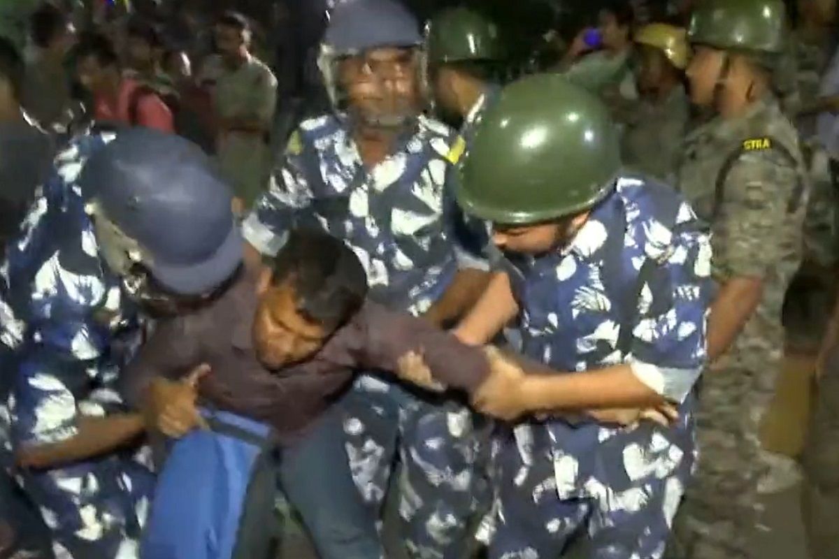 Section 144 Imposed In Kolkata After TET Candidates Manhandled During ...