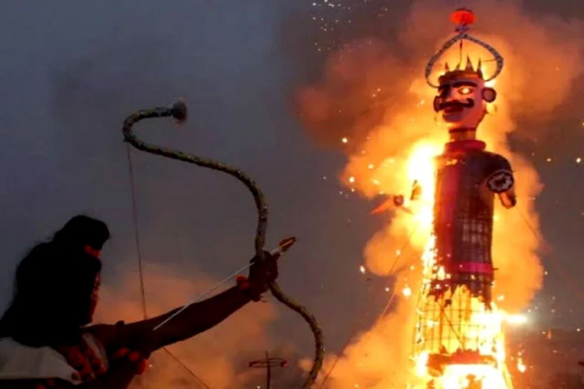 Dussehra 2022: 4 जगहें जहां नहीं होता रावण दहन, कहीं माना जाता है दामाद ...