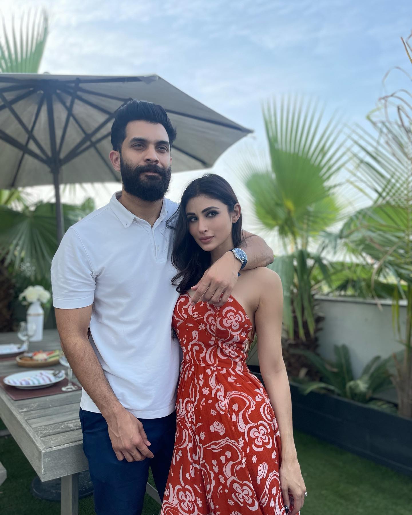Mouni Roy की Suraj Nambiar संग गजब की है कैमेस्ट्री