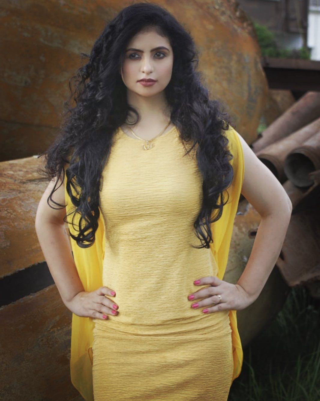 Hasin Jahan: मोहम्मद शमी की पत्नी हसीन जहां फिर सुर्खियों में, सोशल ...