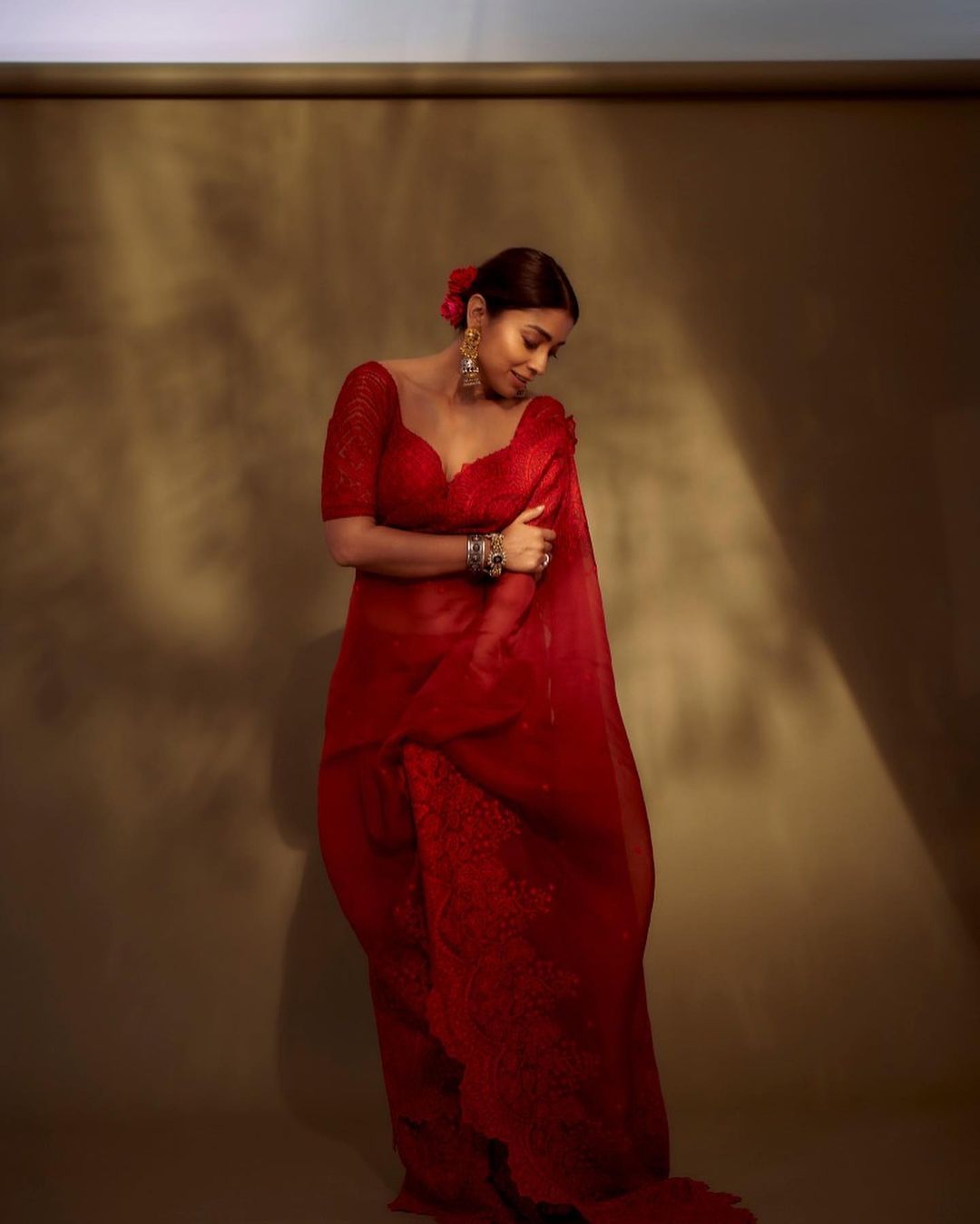 Shriya Saran Looks Like Regal Queen in Red Silk Organza Worth Rs 64K