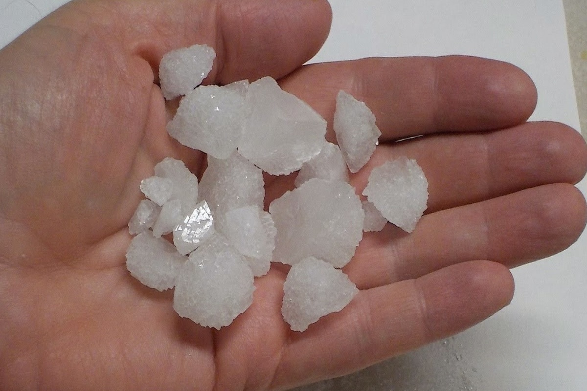 Turati Che Upay: तुरटीचे 'हे' उपाय करा, रातोरात उजळेल तुमचं भाग्य