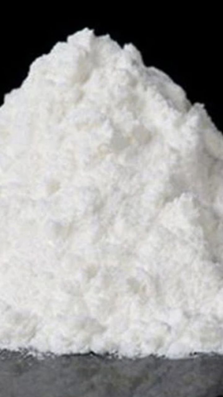 Chuna Khanyache Fayde: नपुंसकता होते दूर, बुद्धी होईल तिक्ष्ण; जाणून ...