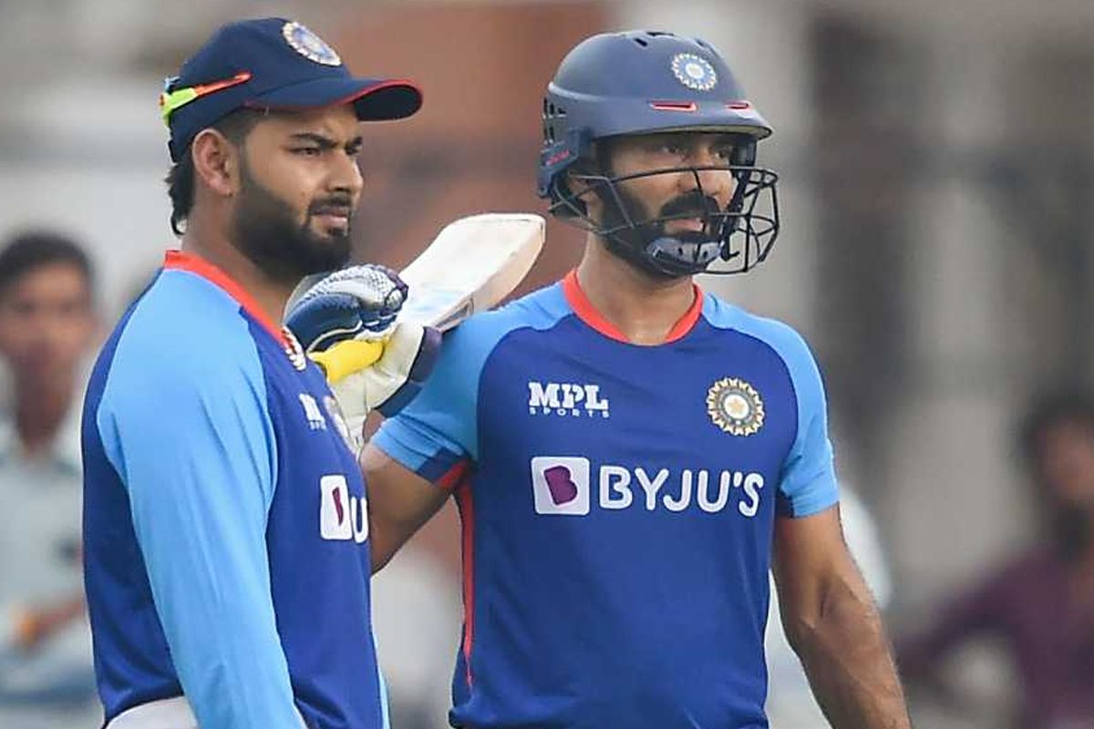 Ind vs Aus: Dinesh Karthik to Replace Rishabh Pant For BGT? Veteran ... Ind vs Aus: Dinesh Karthik to Replace Rishabh Pant For BGT? Veteran ...