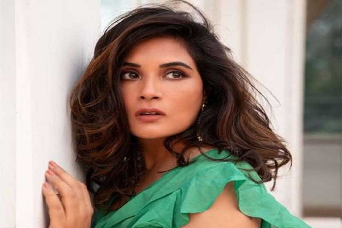 लष्कराबाबत अपमानजनक ट्वीटनंतर अखेर Richa Chadha ने मागितली माफी, पाहा ...