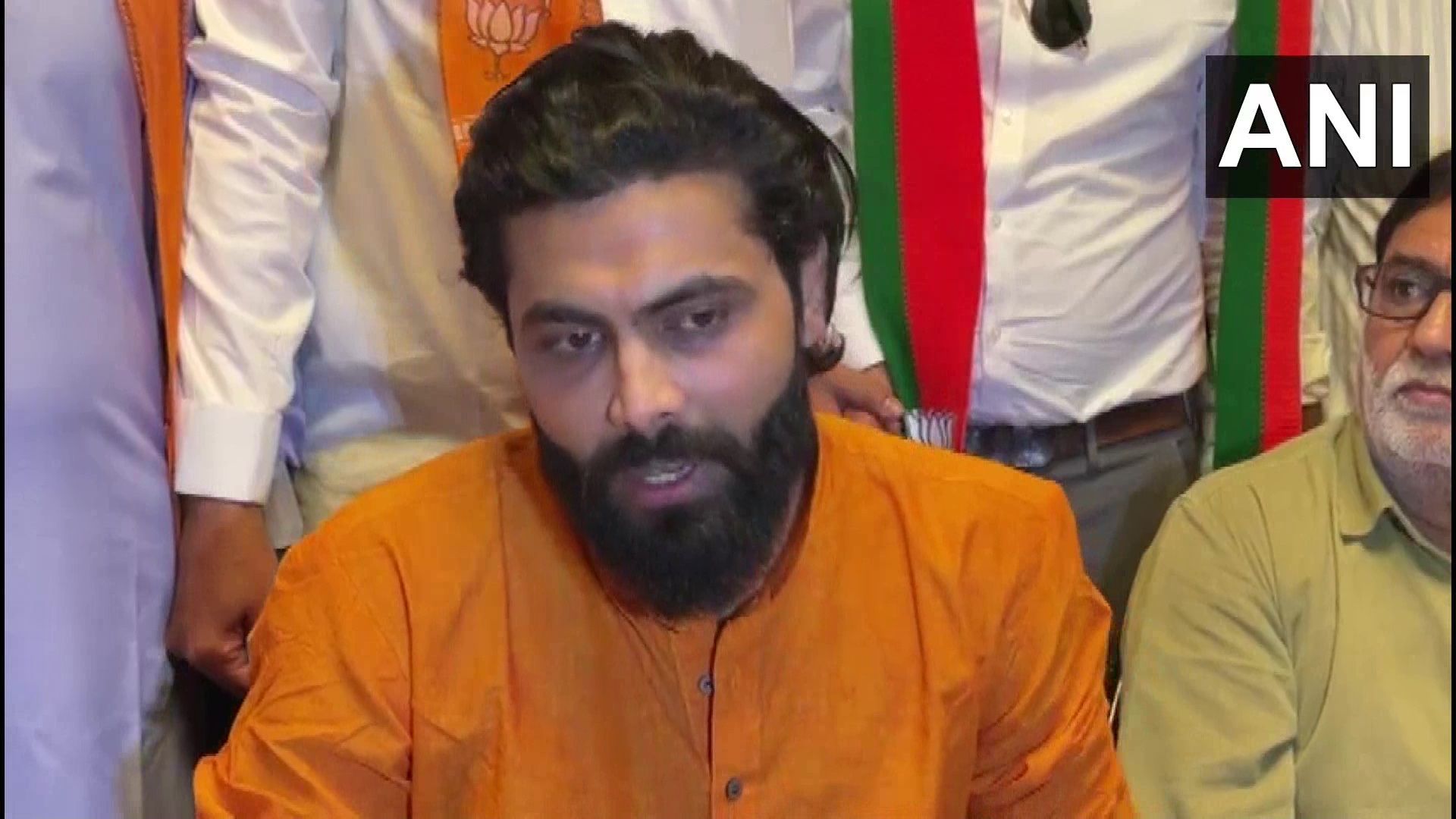 Rivaba Jadeja: चुनाव प्रचार में रिवाबा के साथ नजर आए रवींद्र जडेजा ...