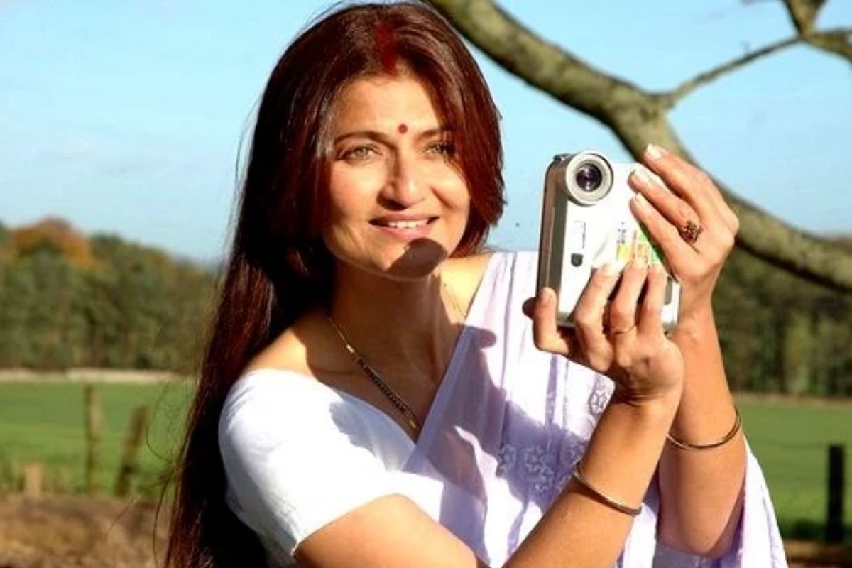 कभी स्कूल नहीं गई बॉलीवुड की ये फेमस एक्ट्रेस, बोली- 'यही मेरी नियति थी, बुरा लगता था'