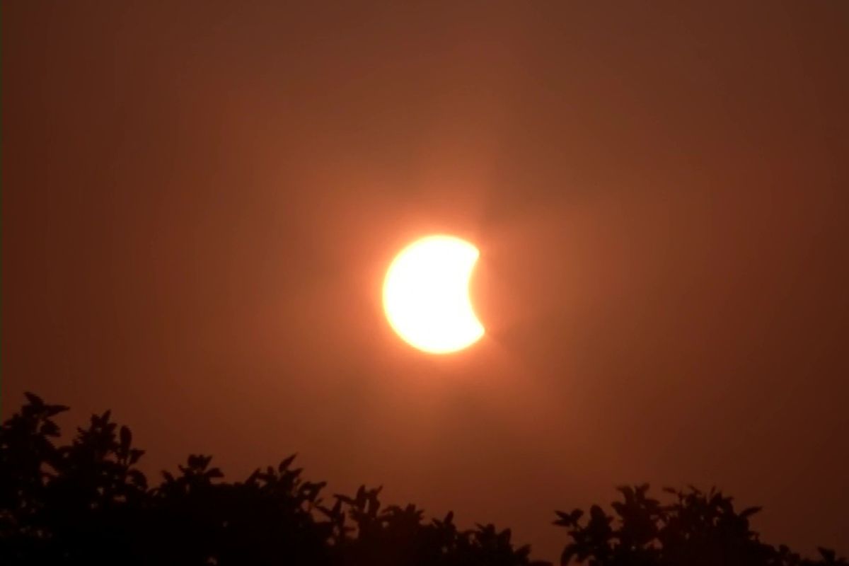 साल 2023 में कब-कब लगेगा सूर्य और चंद्र ग्रहण, नोट कर लें ग्रहण की ...