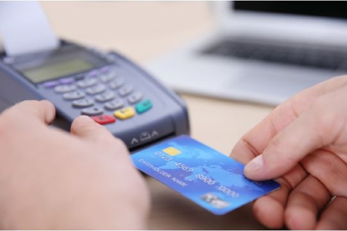 After Pandemic, People Prefer Credit Cards More Than Debit Cards: RBI Data